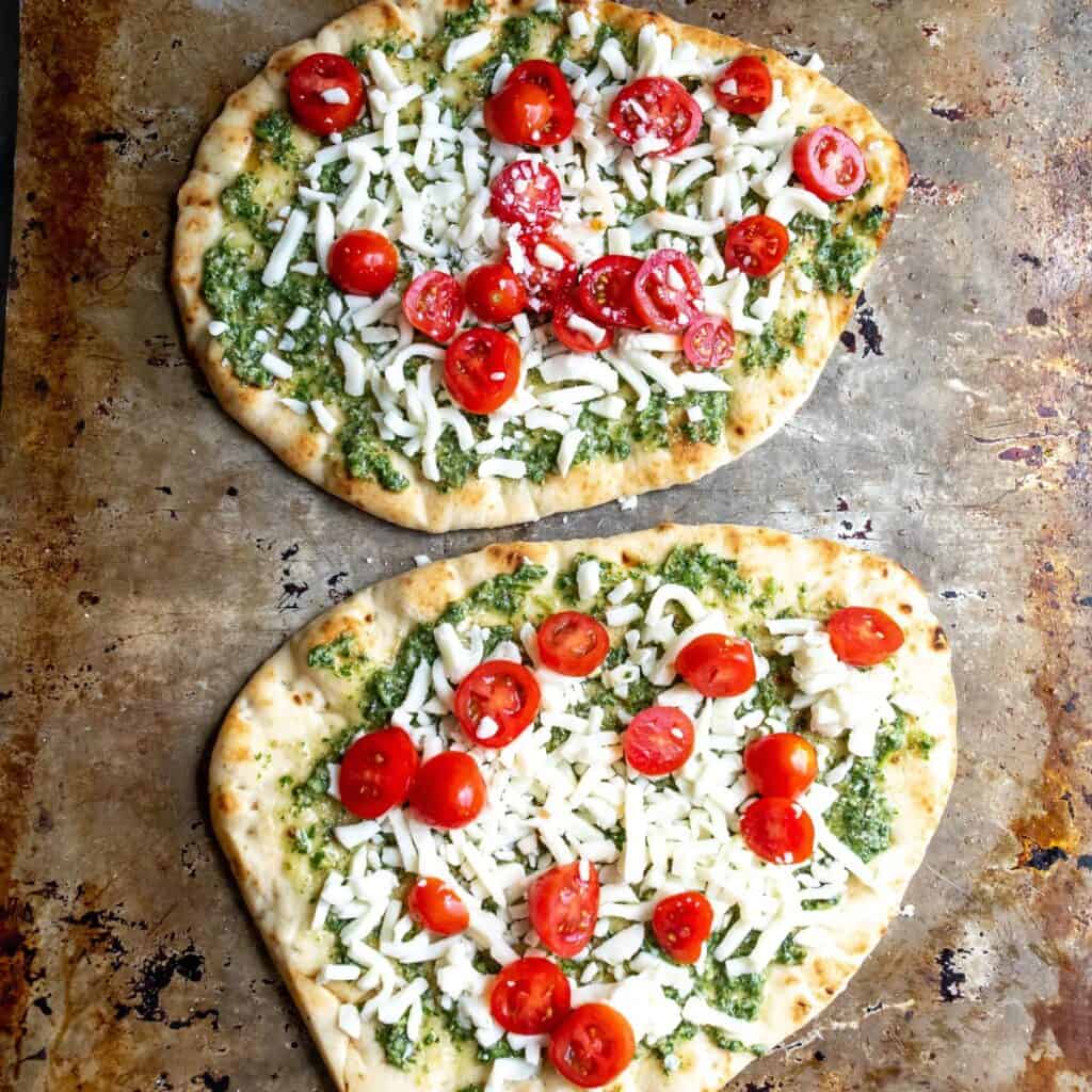 Chicken Pesto Flatbread - Sailor Bailey